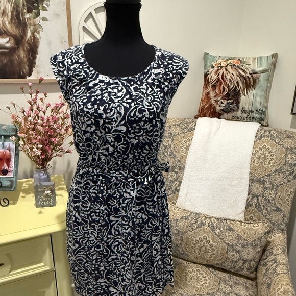 LOFT | Dresses | Loft Black And White Sheath Mini Dress Sleeveless ...